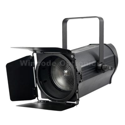 Κίνα 200W LED Fresnel Προβολέας 3200K-5600K CCT 50000H Διάρκεια ζωής προς πώληση