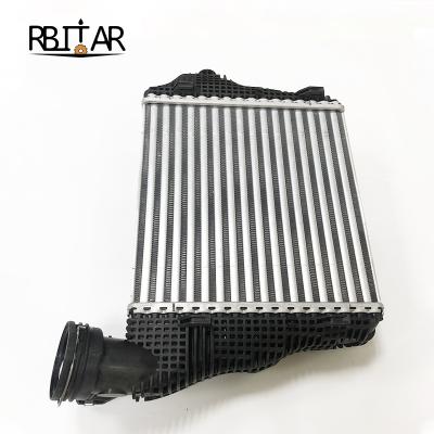 Cina Destra del refrigeratore del motore dell'OEM 95B145804 95B145804A per Porsche Macan in vendita