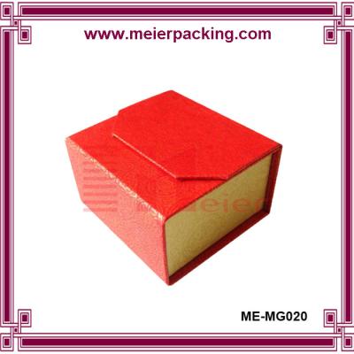 China Luxury Custom Paper Cardboard Magnetic Jewelry Gift Packaging Box for Ring ME-MG020 for sale