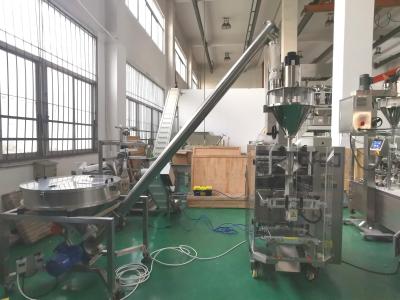 Cina Polvere verticale della coclea del sacchetto che pesa la macchina di rifornimento 304SS 316SS in vendita