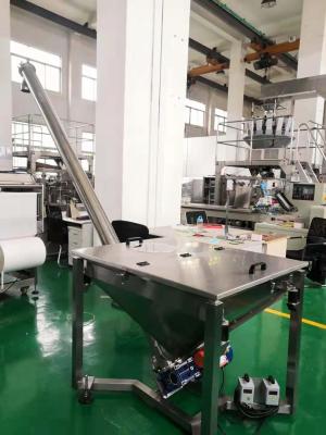 Cina La polvere 2m3/h inclinava il trasportatore del commestibile della vite con il saltatore in vendita