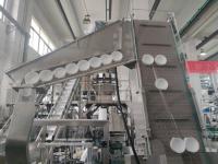 China Automatic Linear Screw Capping Machine For Bottle Pump Head Cover Bottles for sale
