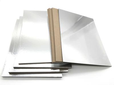 Cina Recycled Paper Board 2mm Mills Silver Metalized with Grey Back in vendita