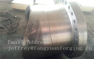 China Stahlerzeugnis-Elektroden-Ausschnitt-Edelstahl SA350LF2 A105 F316L schmiedete F304L geschmiedeter Flansch zu verkaufen