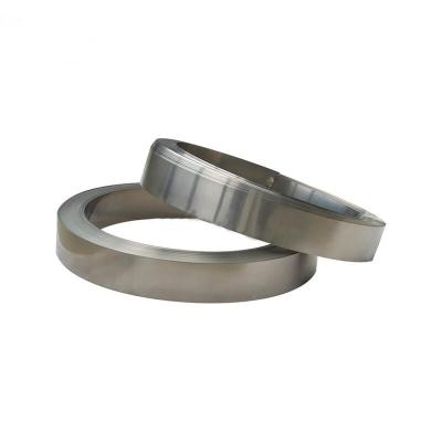 China 21CrMoNiV4-7 EN10269 Aangepaste metalen smeedstukken met ruwe bewerking Te koop