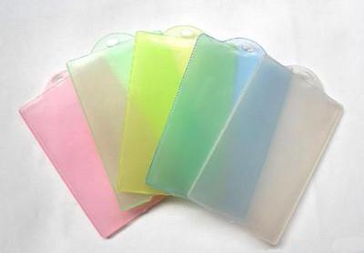 China Waterproof soft transparent card plastic holder / hard plastic holder en venta