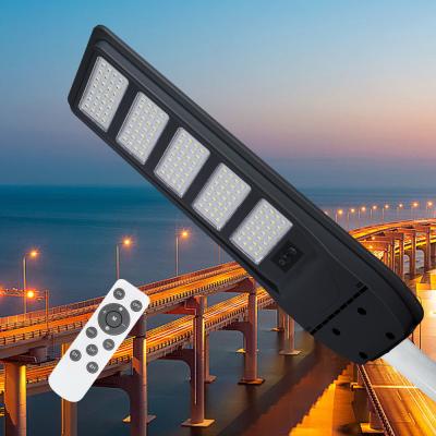 중국 500W LED 태양광 거리 조명 Ip65 방수 검은색 170lm/W 높은 밝기 초 밝기 판매용