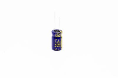 中国 PHT 10uf 200vのコンデンサー10x13mmのAlの電気分解コンデンサーISO 14001 販売のため