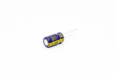 中国 PHT 10uf 200vのコンデンサー10x13mmのAlの電気分解コンデンサーISO 14001 販売のため