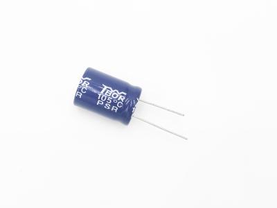 Cina I 4700 uF elettrolitici radiali un condensatore 18x40mm da 25 volt 2000 ore caricano in vendita
