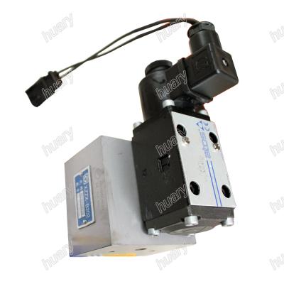 China Montaje de válvula electromagnética JK411 de la grúa QY25K-II QY25K5-I QY25K5A 803000639 del camión de XCMG en venta
