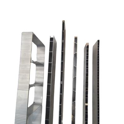 China Decoiling Silver Aluminum Extruded Flat Panels for Extra Large Construction for sale