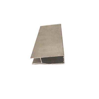 中国 メキシコの垂直滑り窓 建築アルミプロファイル 熱度T3-T8 販売のため