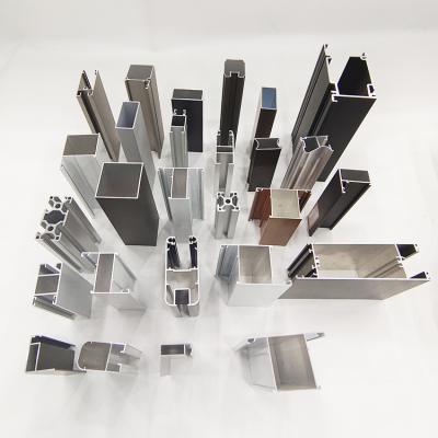 Китай Алюминиевые дверные и оконные рамы, изготовленные с помощью индивидуальных цветовых алюминиевых экструзионных профилей продается