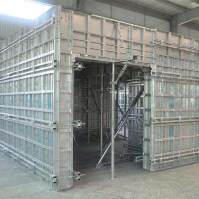 China PVC Main Material 6000 Series T5 T6 Extrusion Aluminium Profiles for Construction Formwork System for sale