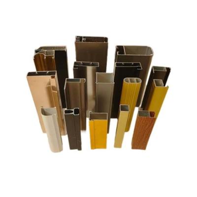 Cina 6063-T5 Cornice in alluminio Anhui Shengxin Profili a colori personalizzati per finestre e porte in vendita