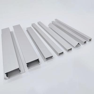 중국 LED 거울 T3-T8 온도 5.8-6.0M Shengxin에 의해 길이에 맞춤 알루미늄 프로필 판매용