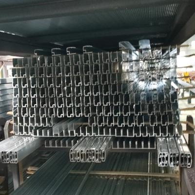 중국 U 모양 추출 알루미늄 C 채널 트랙 프로파일 샤워실용 사용자 지정 닦기 판매용