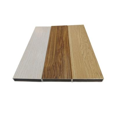 China 0.3mm Above Thickness Wooden Grain Aluminium Extrusion Profile for Windows and Doors for sale
