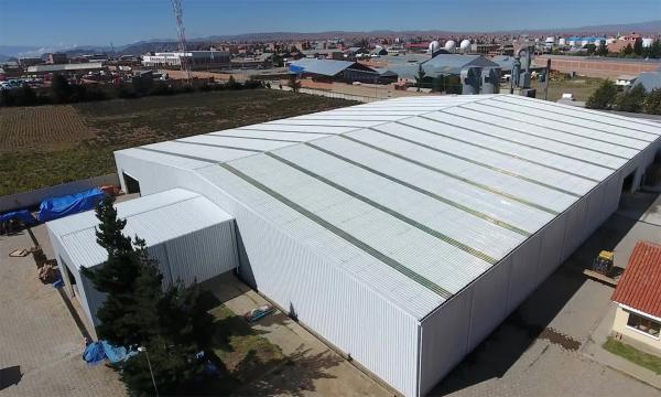 Industrial Low Cost Workshop Sezione laminata a caldo costruzione in acciaio Made in China