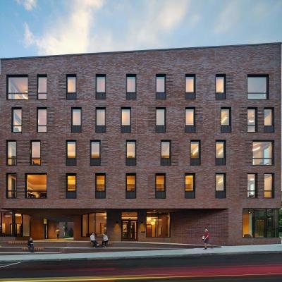China Q355B High Strength Steel Structure Hotel for sale