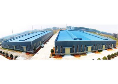 중국 기기 부품은 난간 벽으로 구축되는 철골 창고를 조립했습니다 판매용