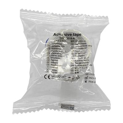 China Medical Non-Woven Micropore Surgical Tape Assorted Sizes with Adhesive for Various Applications for sale