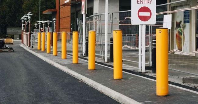 Safety Bollard Anti-collision Post Bollard Traffic Guardrails