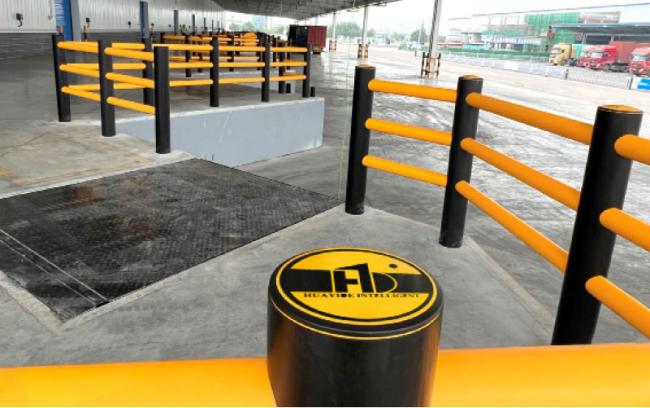 Flexible Pedestrian Barrier  Anti-Collision Guardrails Warehouse Safety Barrier Traffic Guardrails