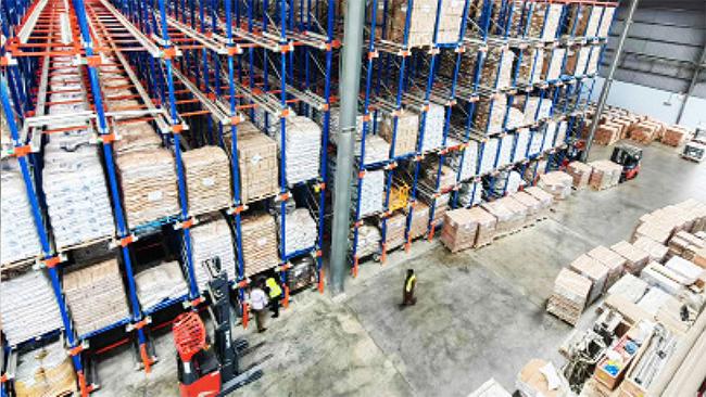 Warehouse Storage Shelves Heavy Duty Radio Shuttle Car Pallet Racking System Steel Stacking Racks & Shelves