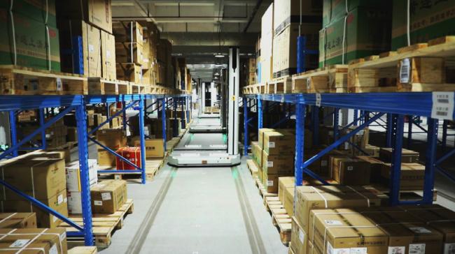 VFR-CL1,VNA Fork-type AMR,Very Narrow Aisle Fork-type Autonomous Mobile Robot CL Serie stype 1 for Warehouse Pallet Stacking And Handling