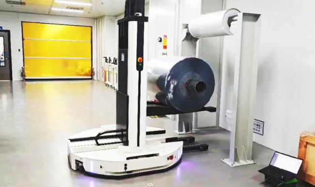 Very Narrow Aisle Fork-type Autonomous Mobile Robot