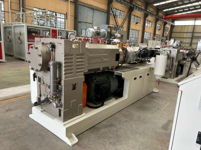 Chine 80 / 173 Conical Twin Screw PVC Pipe Extrusion Line With Output 600kg / H à vendre
