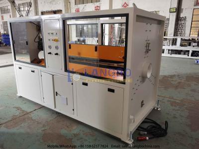 Chine Ligne d'extrusion de tuyaux en PVC-U de 50-200 mm avec boîte de vitesses intégrée de 80/156 kW et moteur Siemens à vendre