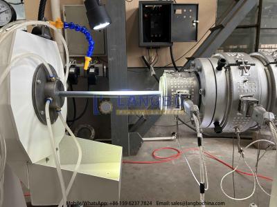 Китай Высокоскоростная машина для изготовления труб из пластмассовых шлангов из ПВХ продается