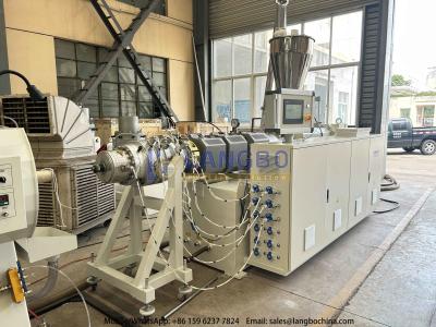 Chine 80/173 ligne de fabrication de tuyaux en PVC à grande vitesse avec une sortie de 800 kg/h pour des tuyaux de 250 mm à vendre