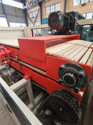 China Popular no mercado PVC Madeira Plastico Portão Janela Quadro Perfil Linha de Produção Extrusor Equipamento à venda