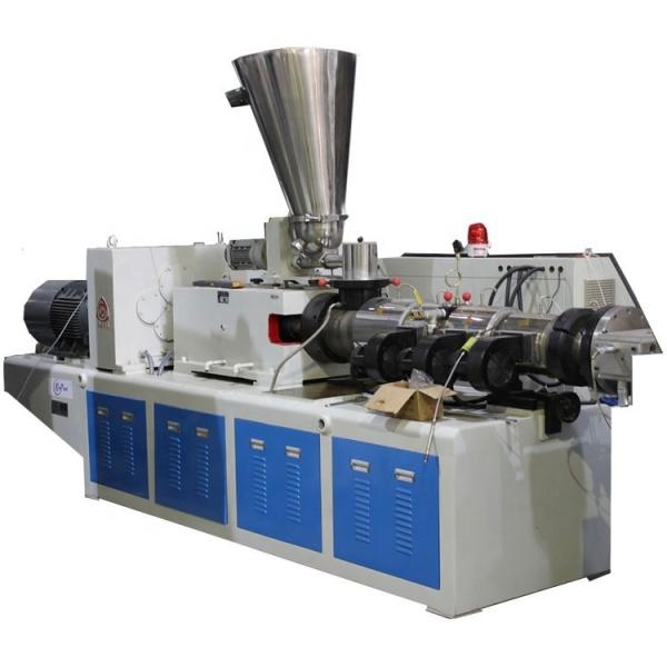 WPC Decking Flooring Post Composite Profile Rail Extrusion Production Line Machine per la fabbricazione di pavimenti