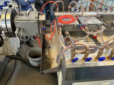 China Full Automatic PVC Pipe Making Machine for Water Supply Drainage Chemical Industry Mining Conduit for sale