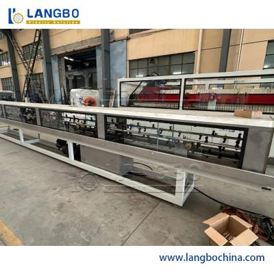 Китай Экструдер для пластиковых водосточных труб из ПВХ, оборудование для производства гофрированных труб продается