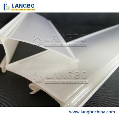 China Plastic PP / PE / LDPE Soft PVC Transparent Profile Extruder for sale