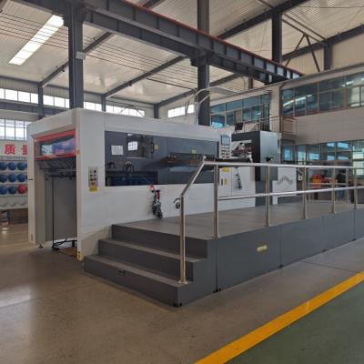 중국 컴퓨터화 된 코러브 카드보드 다이 커터 4500 장/시간 속도 및 PLC 제어 판매용