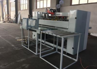 China A máquina de costura semi automática do costume/corrugou a máquina de costura à venda