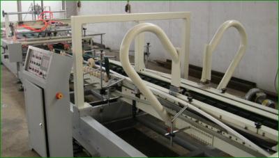 Cina Alta velocità a macchina di Gluer della cartella automatica del cartone per la fabbricazione del contenitore di cartone in vendita