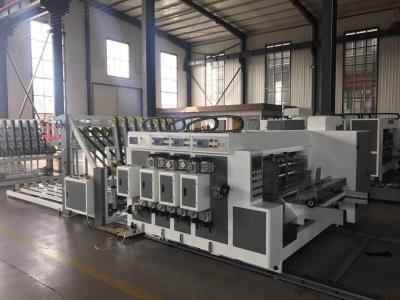 Cina 2000mm Flexo che stampa la macchina di Slotter per rimpiccioliscono la velocità del contenitore 60-120pcs/Min di cartone in vendita
