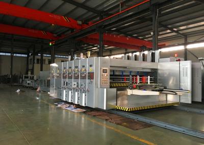 Cina Stampa di Flexo che scanala tagliare con la macchina imballatrice del contenitore automatico di cartone in vendita