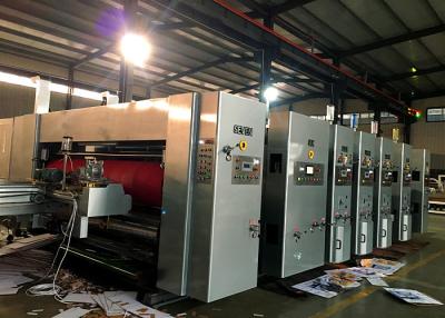 中国 カートン箱の自動送り装置の機械を束ねる型抜きのホールダーGluerに細長い穴をつける波形のFlexoの印刷 販売のため