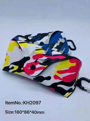China Camouflage Soft Sunglasses Case Folding Glasses Pouch for sale