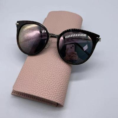 Cina Custodia in schiuma modellata EVA con custodia morbida per occhiali da sole con chiusura magnetica in vendita