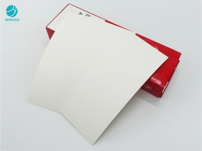 中国 カスタマイズされた印刷および熱い押すことのパッケージのパックのタバコ入れを煙らす 販売のため